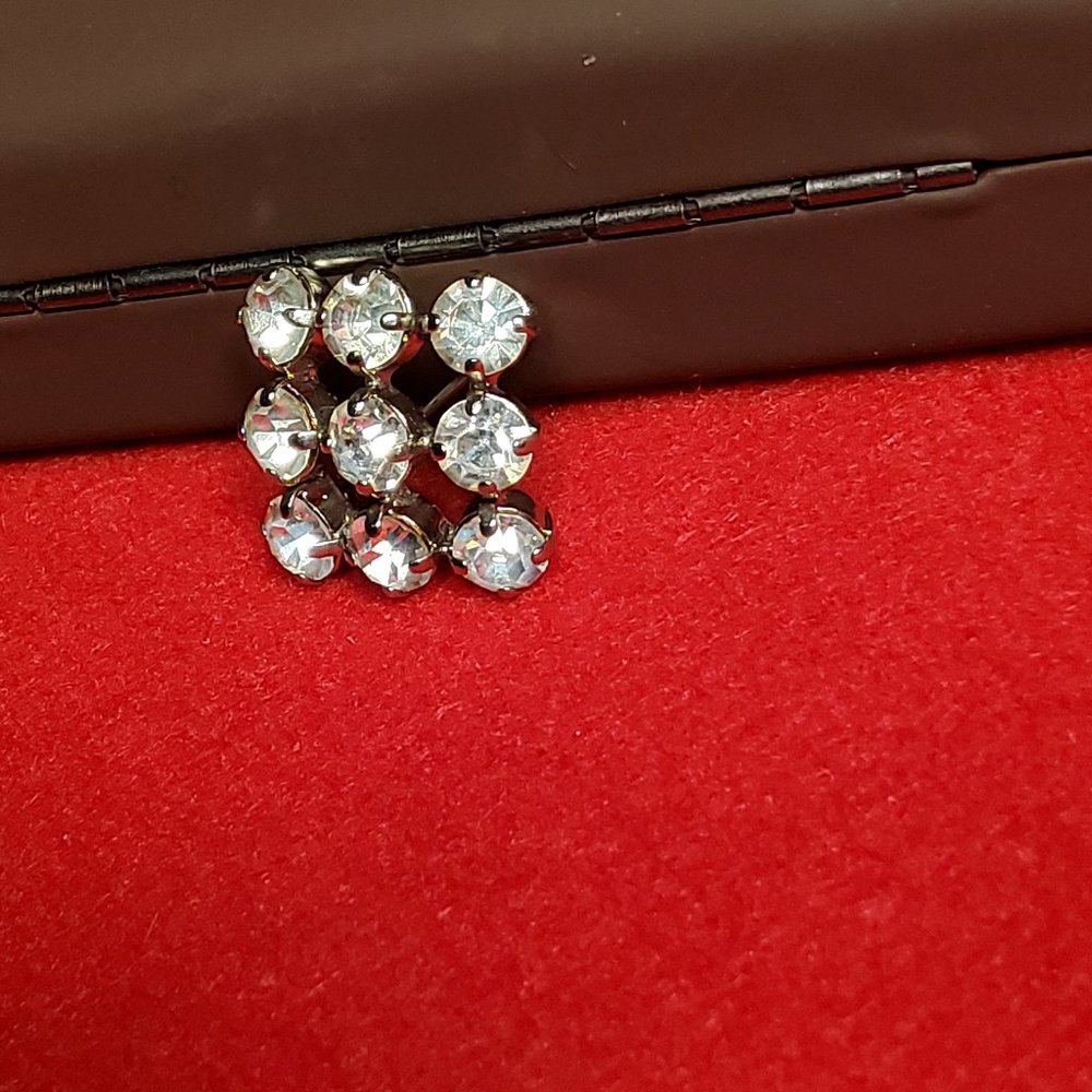 Antique Triangle Shaped Brooch/Pendant - Gem